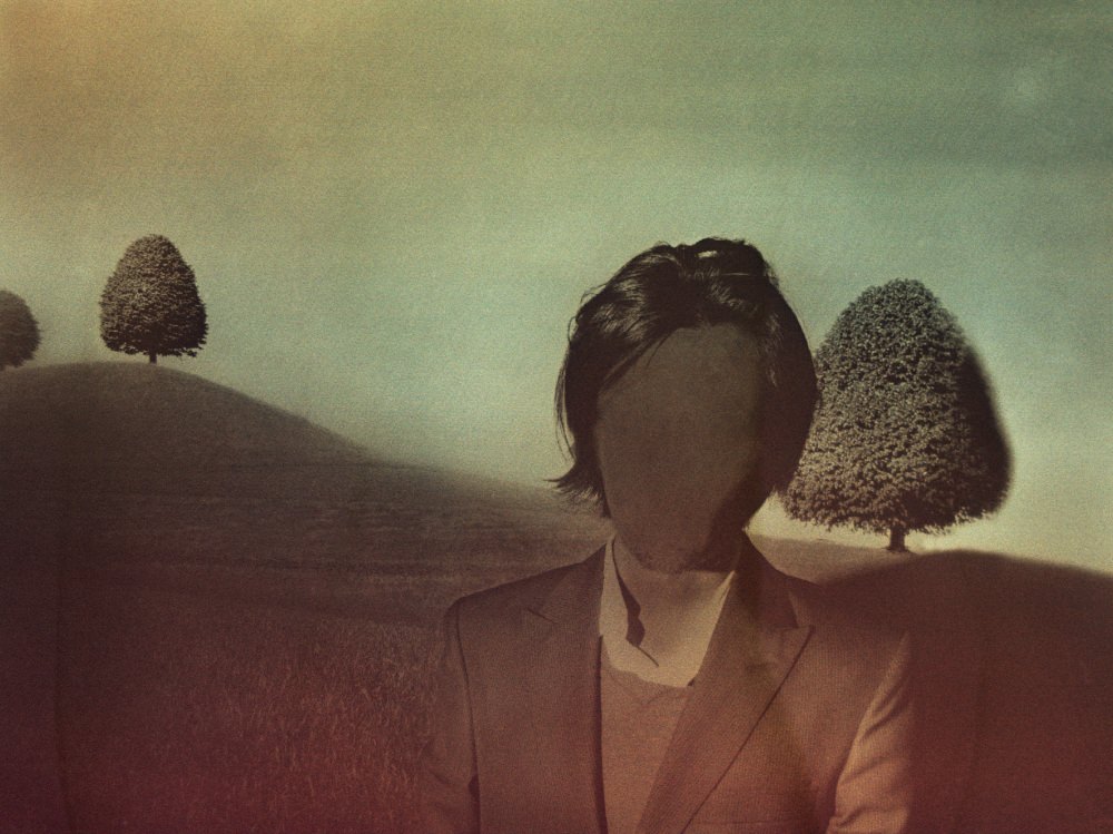 Daisuke Yokota “they” | 2008 Honorable Mention Award winning work | Canon New Cosmos of Photography